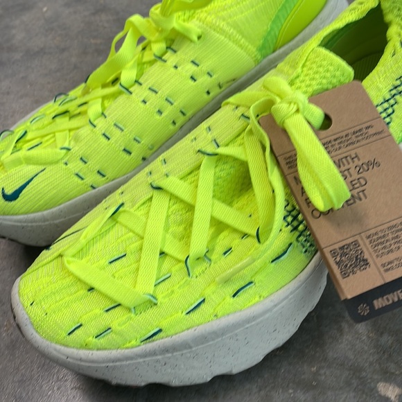 Shoes | Nike Space Hippie4 Lemon Twist Teal Volt Da2725700running Neon ...